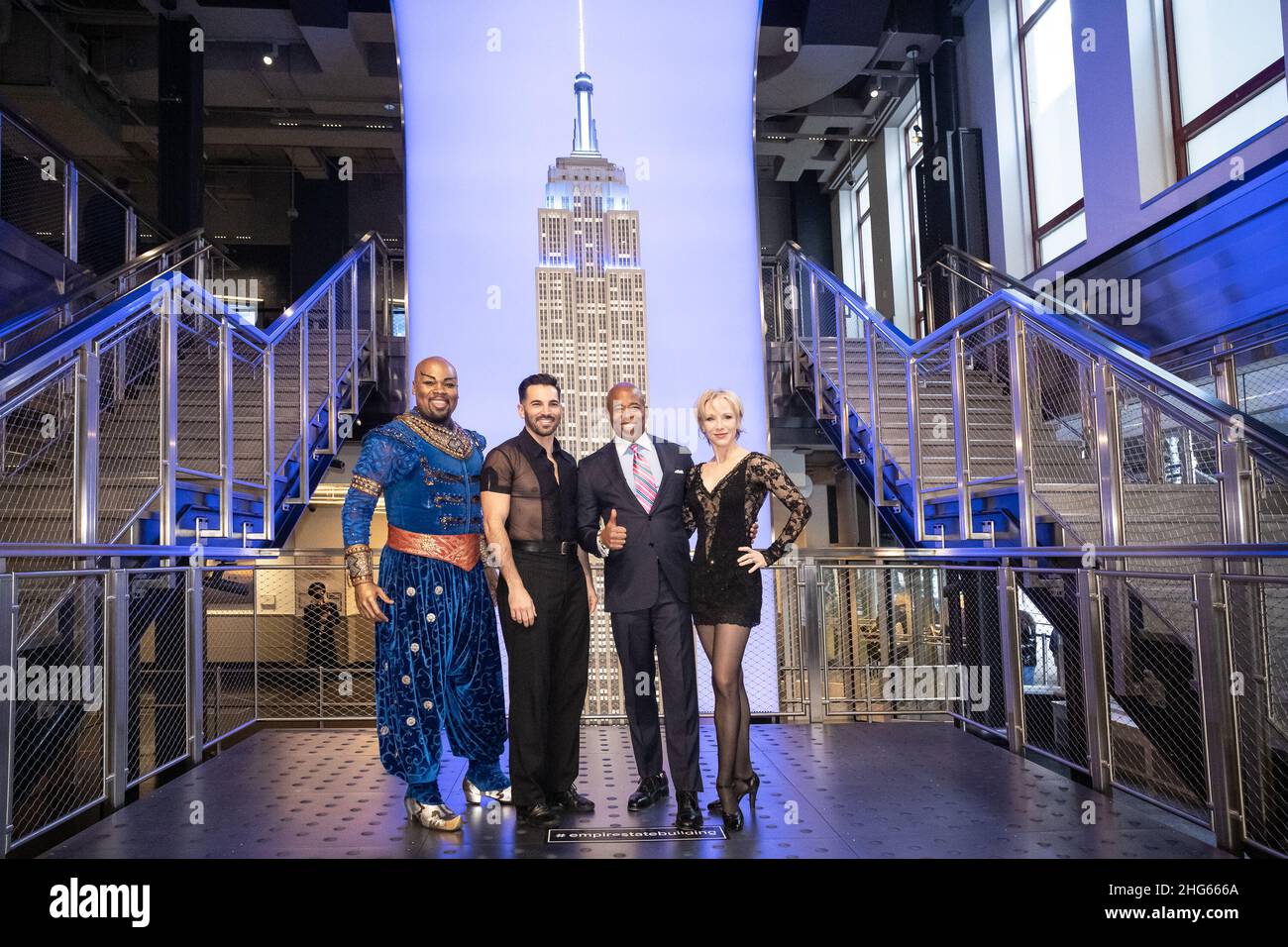 Kicking off NYC Winter Outing, Aladdin's Michael James Scott, a Chicago ...