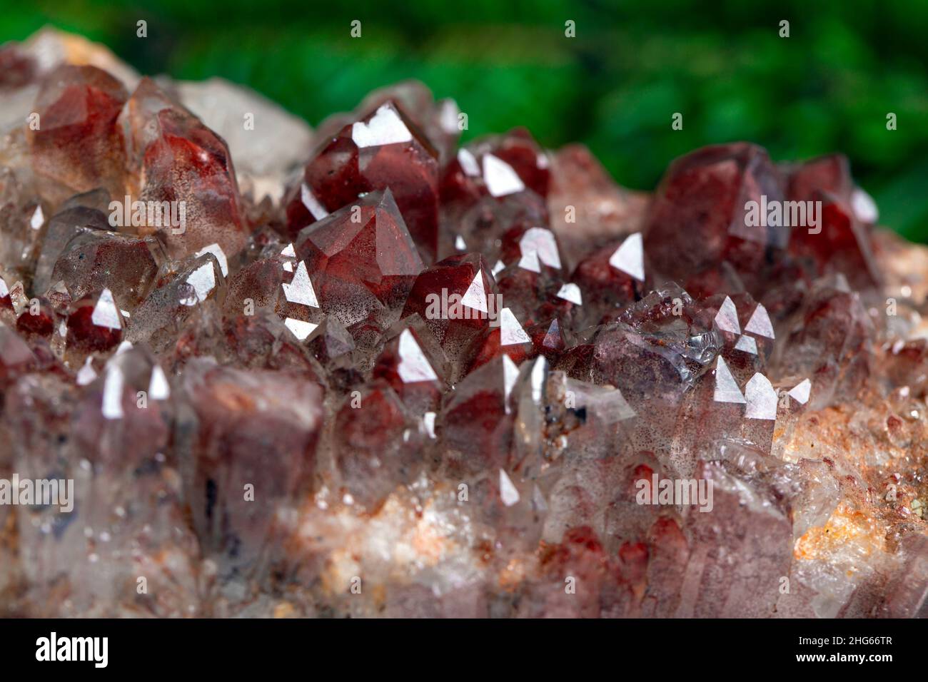 Red yellow jasper crystal hi-res stock photography and images - Alamy