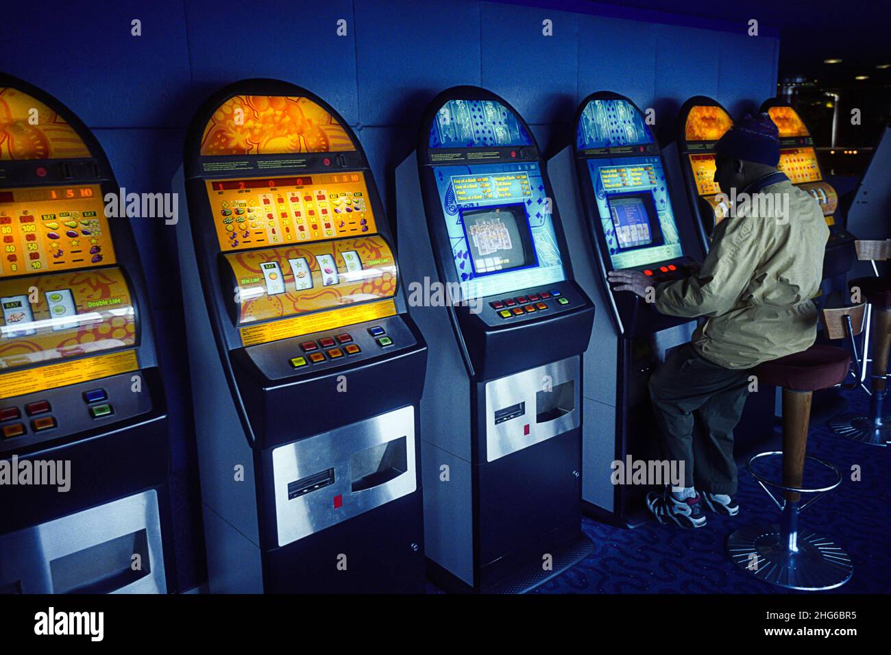 Poker machine hi-res stock photography and images - Alamy