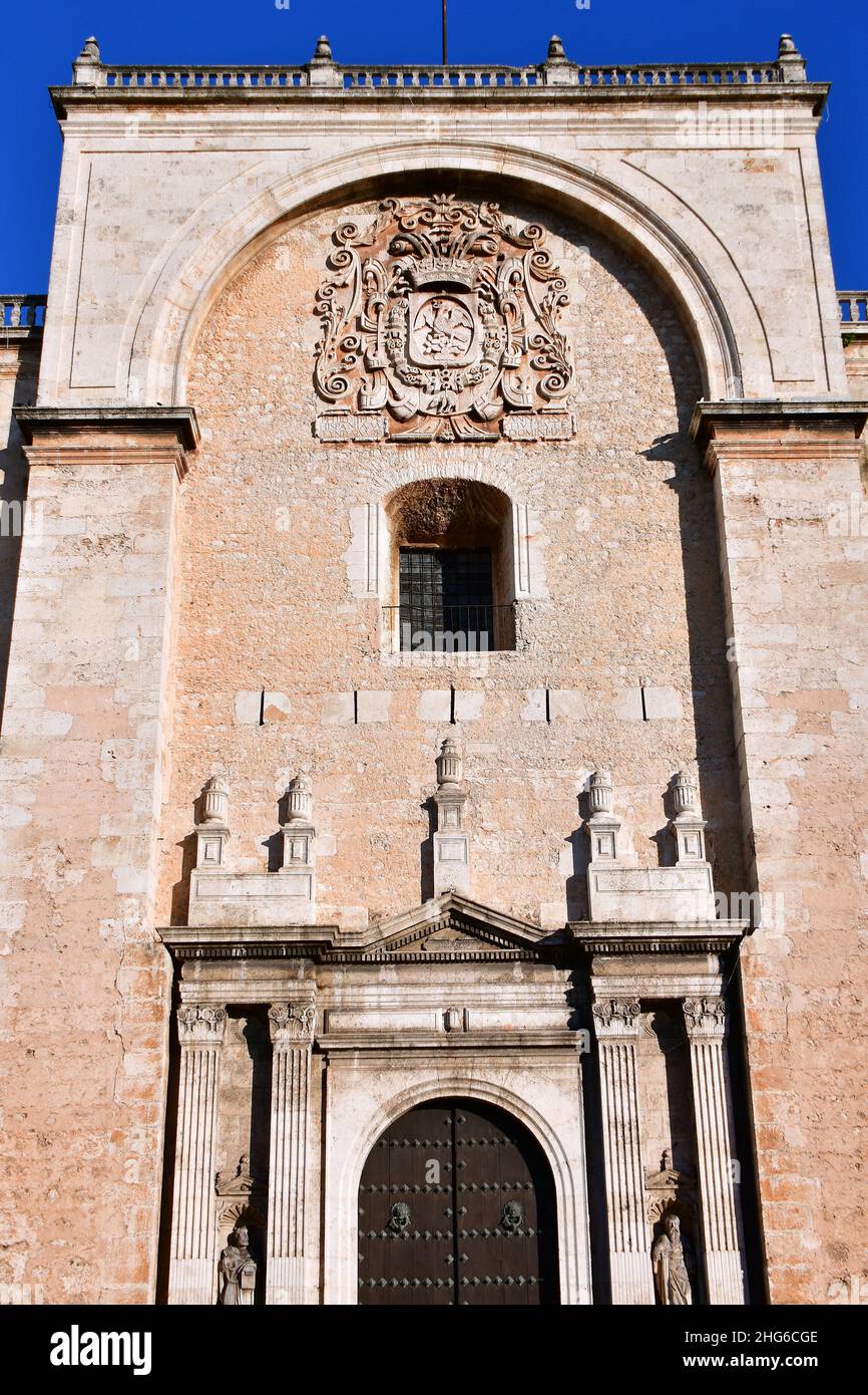 Mérida Cathedral, Catedral de San Ildefonso de Yucatán, Mérida, State ...