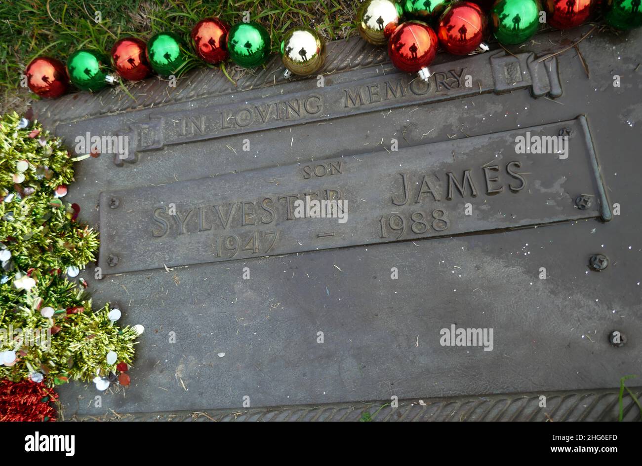 Sylvester james singer hi-res stock photography and images - Alamy
