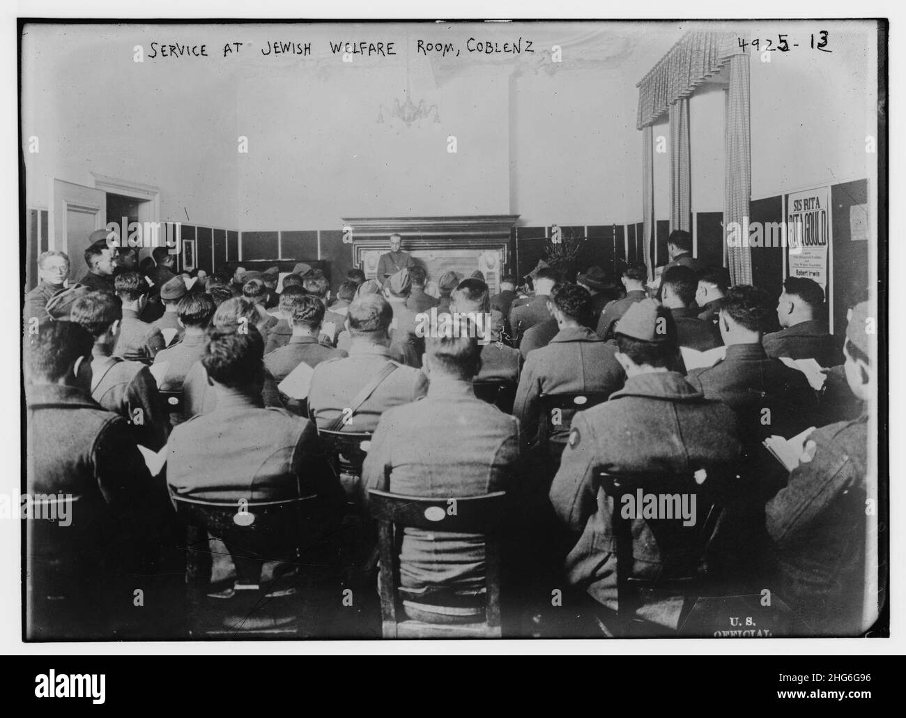 Jewish welfare room hi-res stock photography and images - Alamy