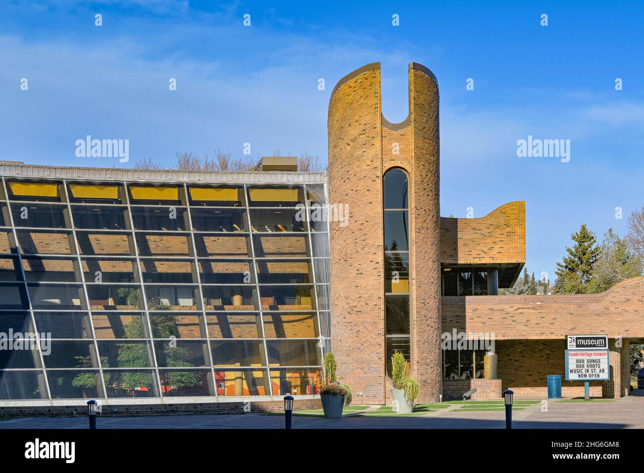 Saint albert hi-res stock photography and images - Alamy