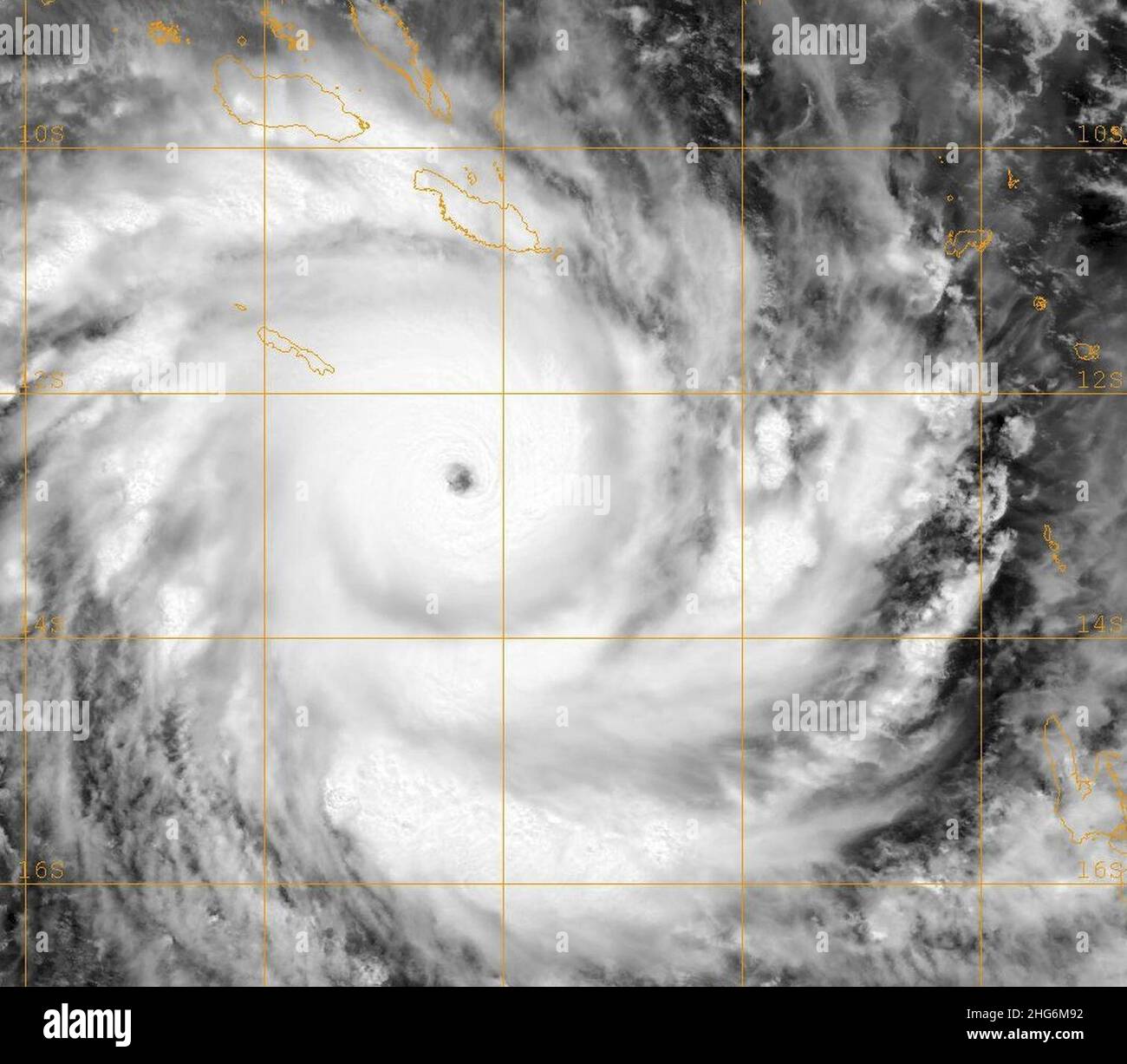 Severe tropical cyclone hi-res stock photography and images - Alamy