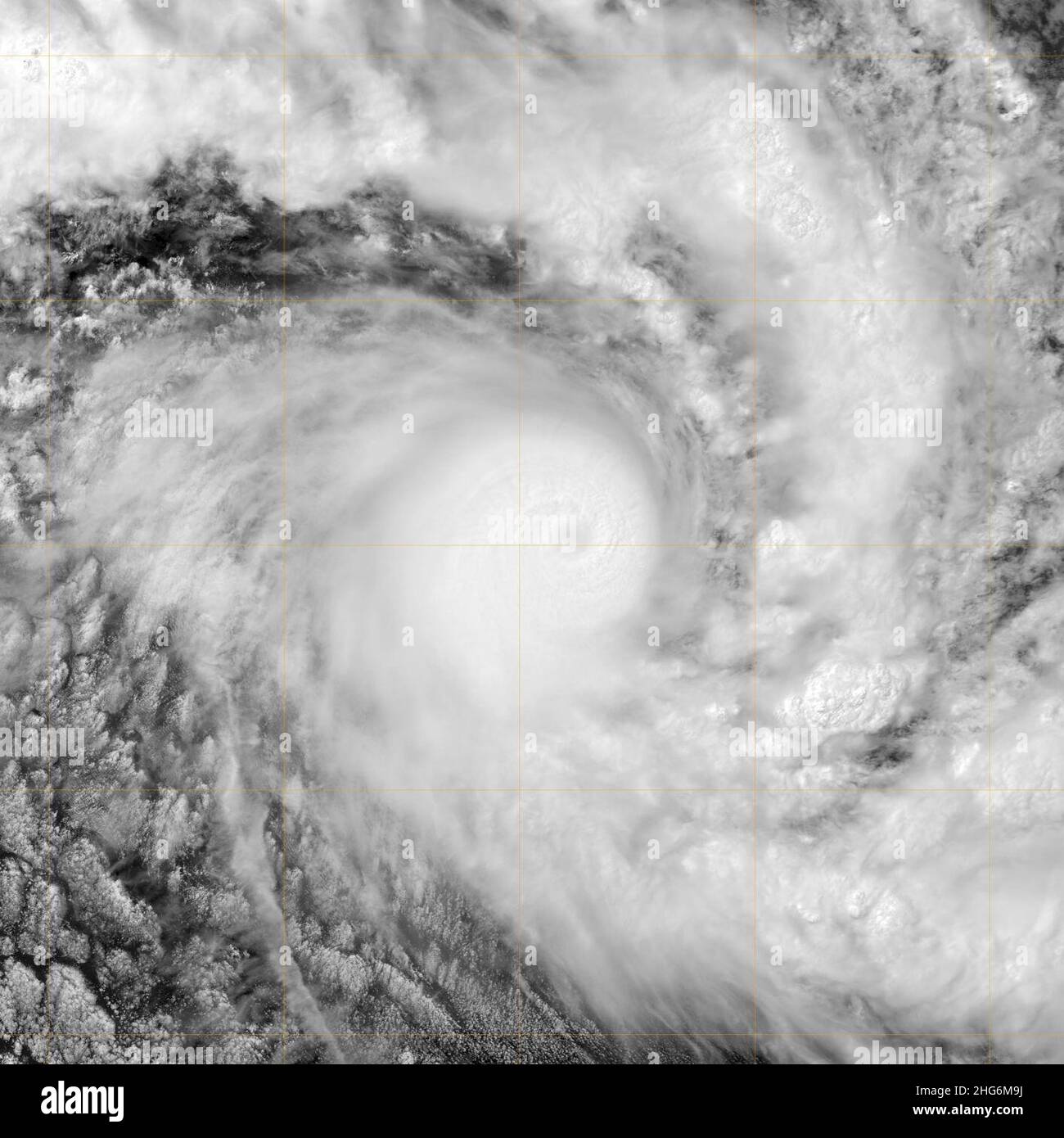 Severe tropical cyclone hi-res stock photography and images - Alamy