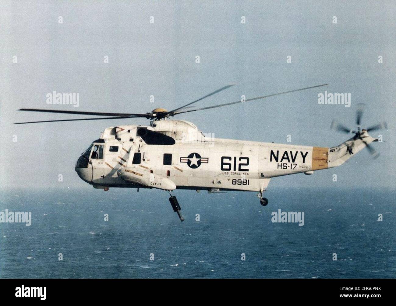 SH-3H Sea King of HS-17 in flight c1986 Stock Photo - Alamy
