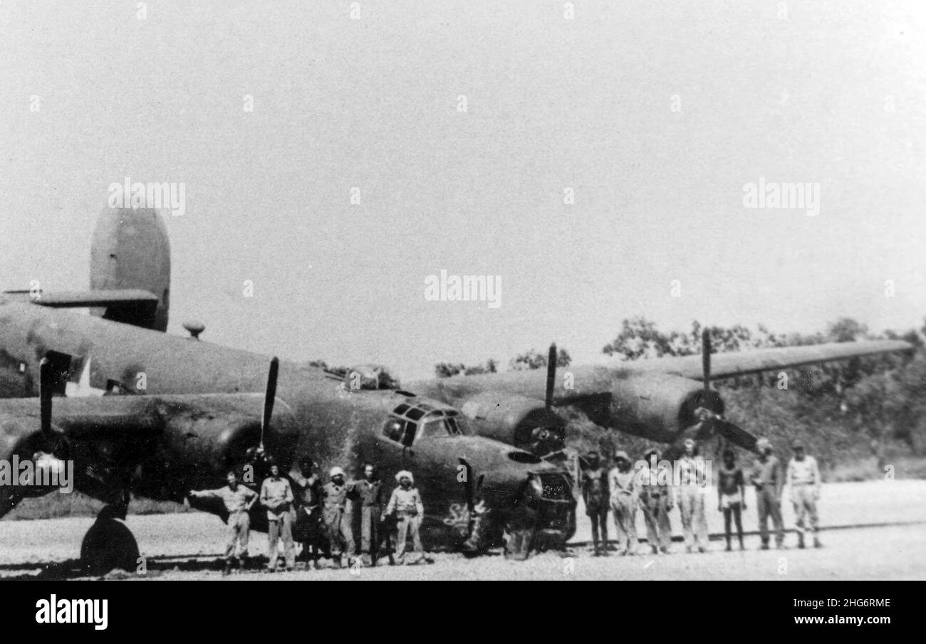 Shady lady hi-res stock photography and images - Alamy