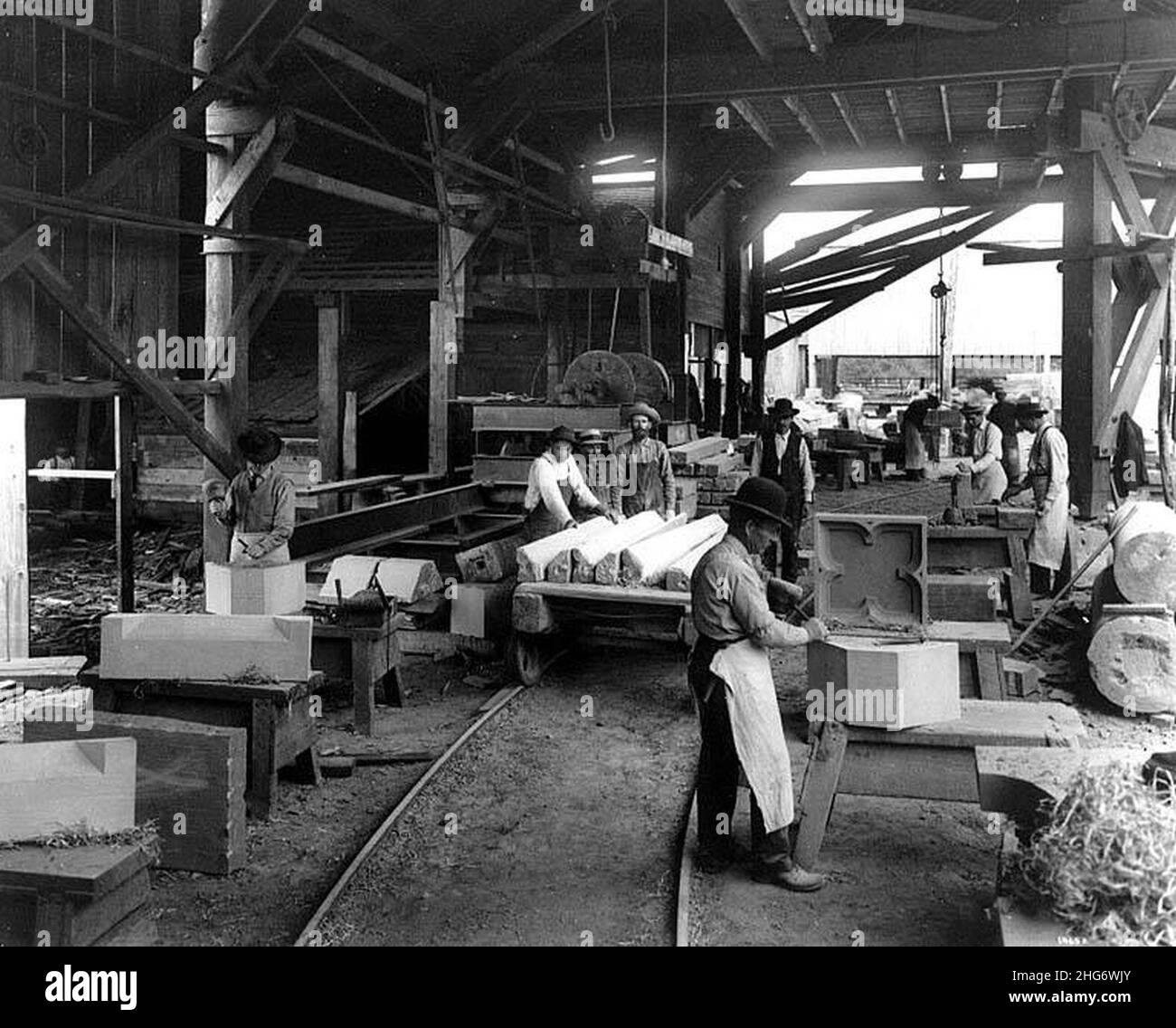 Shaping blocks of sandstone in workshed Stock Photo - Alamy