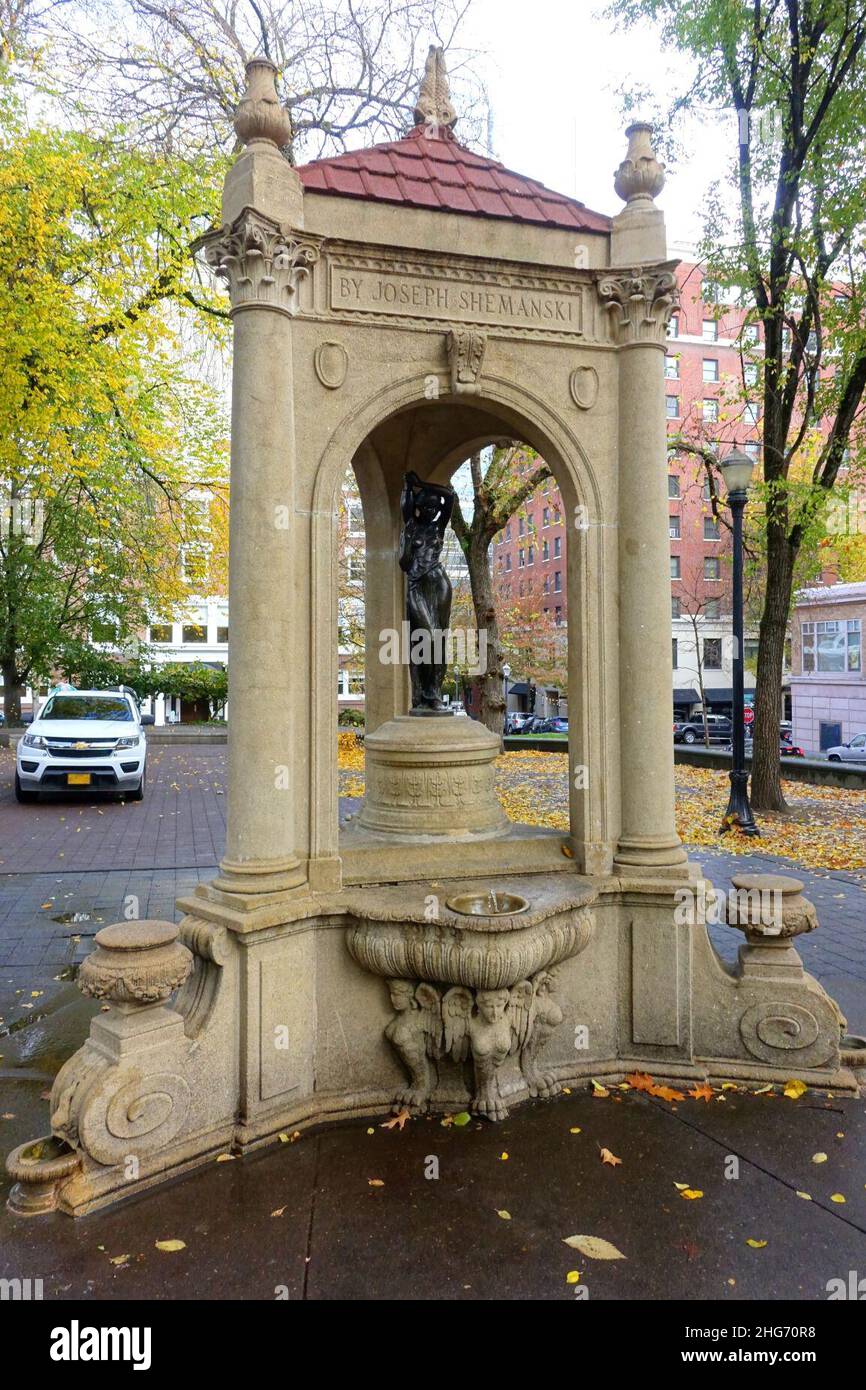 Shemanski Fountain - Portland, Oregon Stock Photo - Alamy