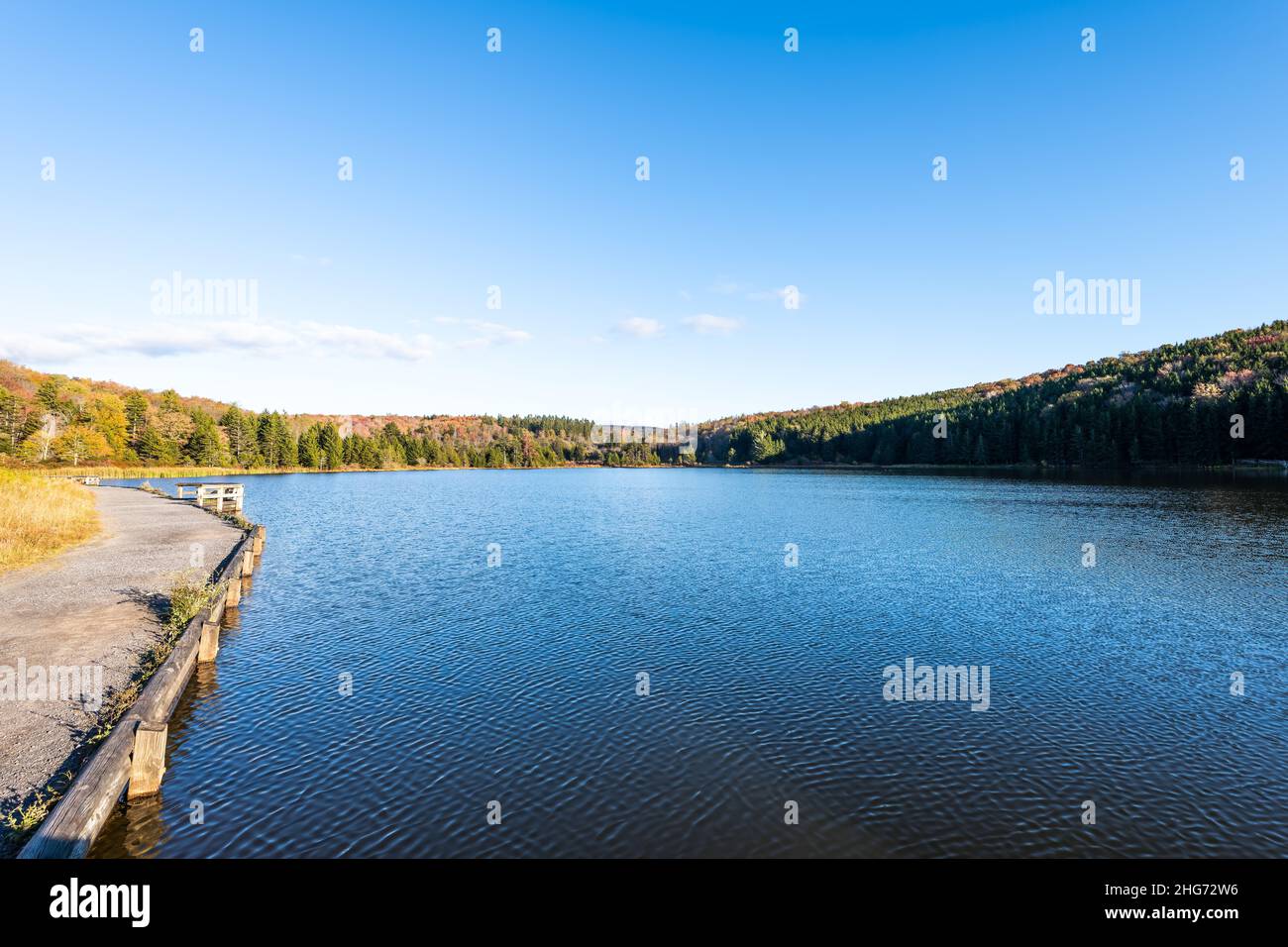 Panoramic view of blue water Spruce Knob Lake in Canaan valley ...