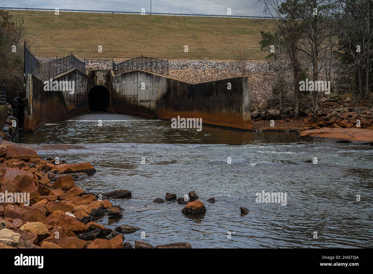 Falls Lake Dam Outlet in Raleigh, NC Stock Photo - Alamy