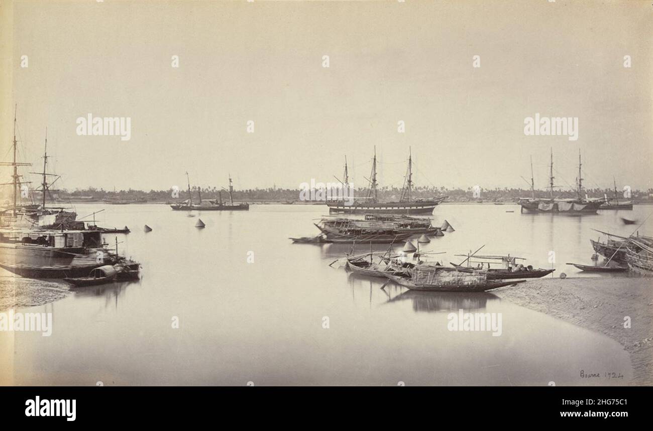 Shipping from Hastings Bridge (Calcutta), ship 'Bombay' & S.S ...