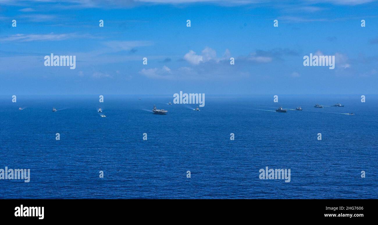 Ships sail in formation during Malabar 2018 Stock Photo - Alamy