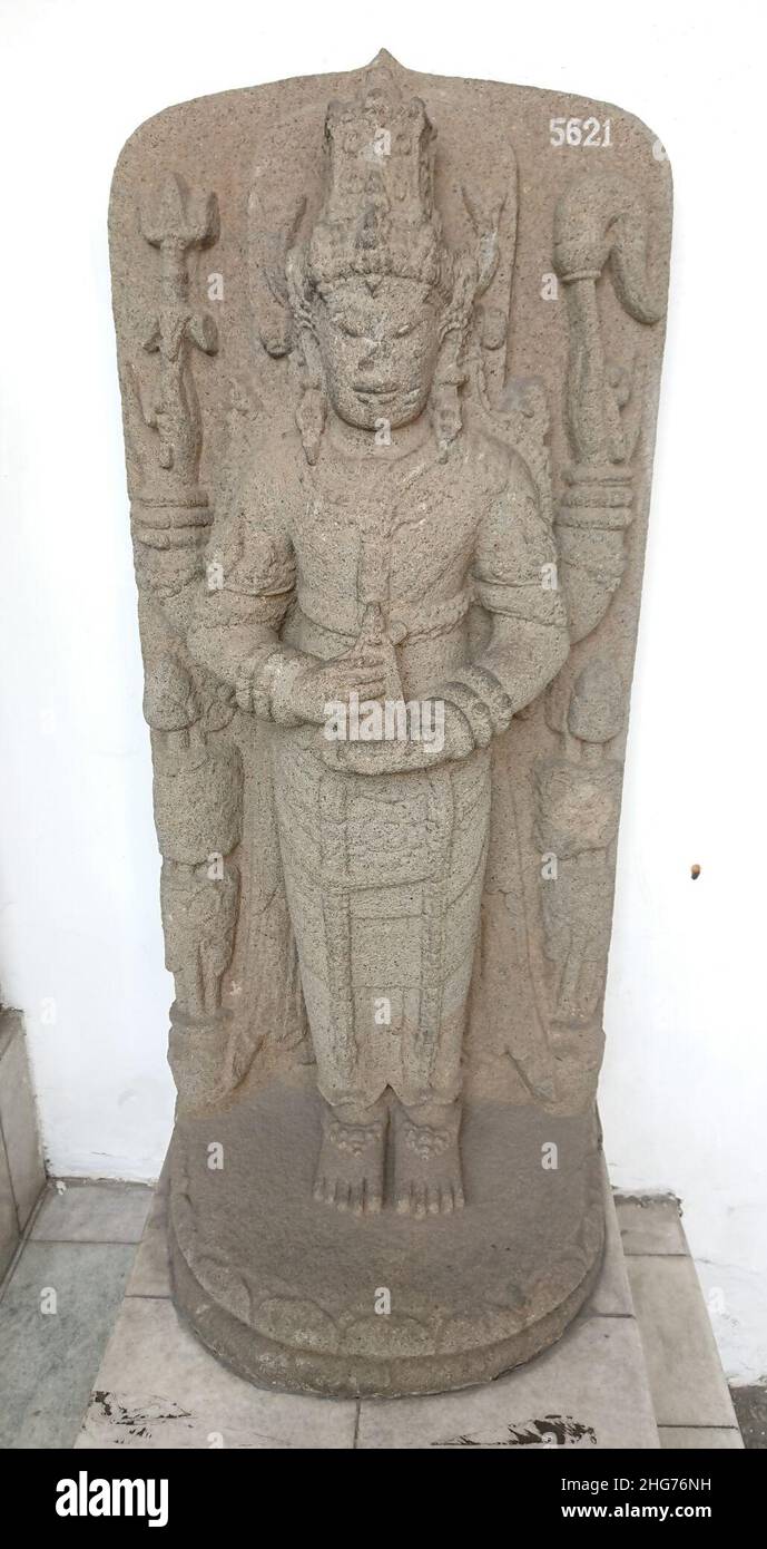 Shiva Mahadeva Statue 5621 Stock Photo - Alamy