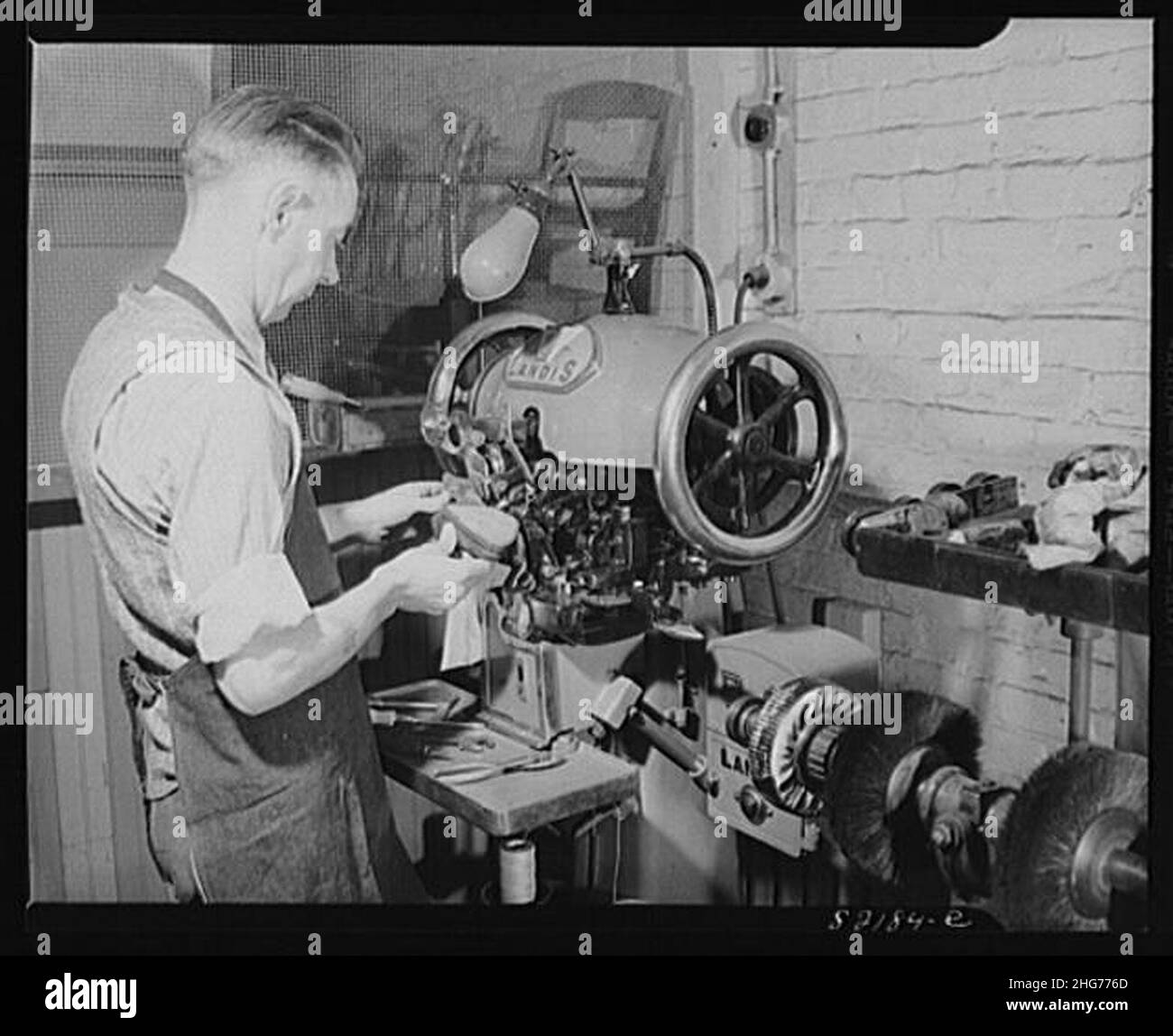 1900s repair hi-res stock photography and images - Alamy