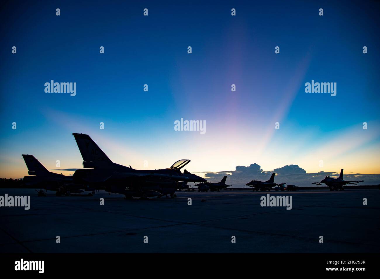 177fw hi-res stock photography and images - Alamy