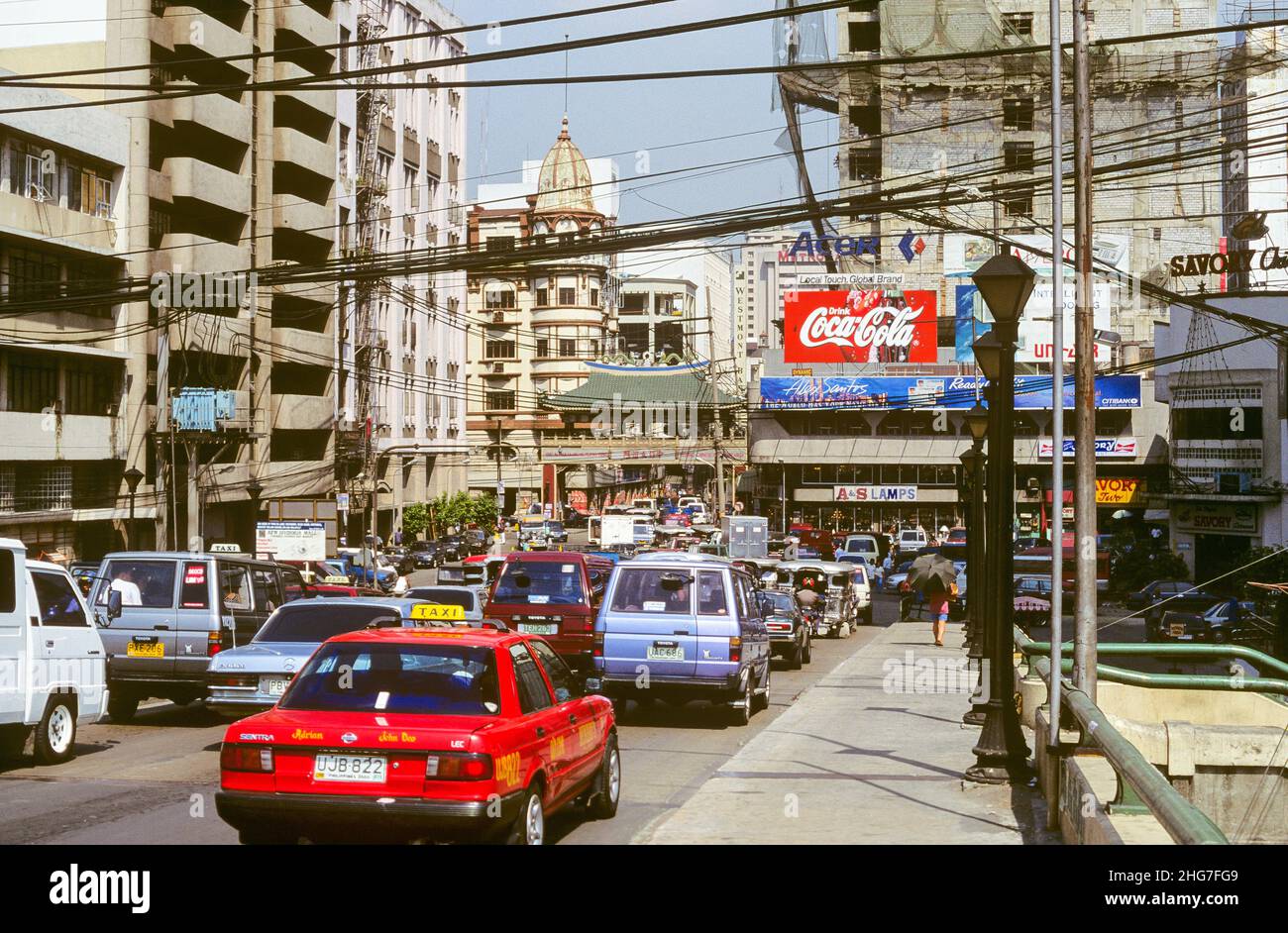 Traffic on Quintin Paredes Road on the Jones Bridge over the Pasig ...