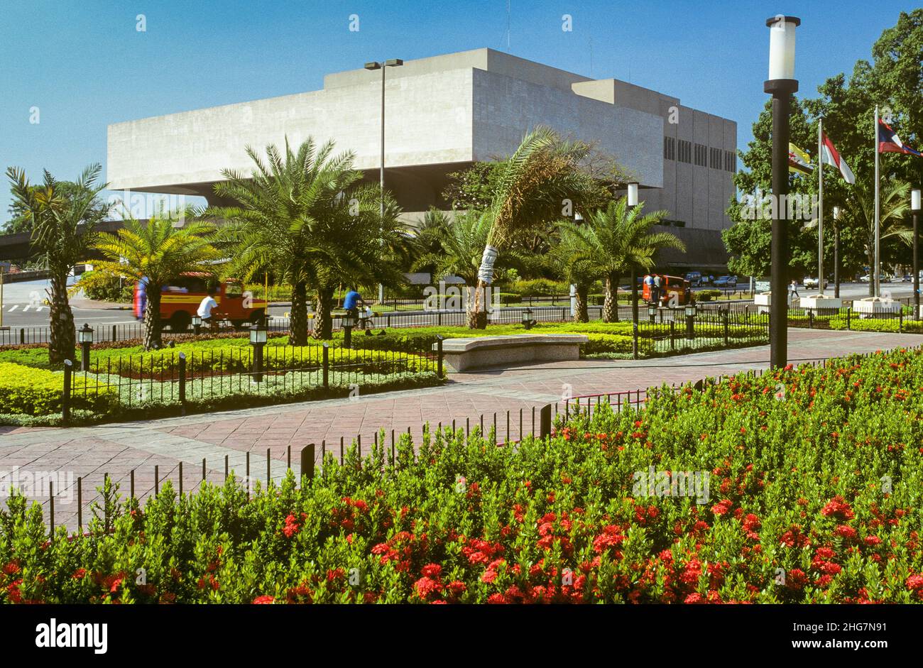 Tanghalang pambansa manila hi-res stock photography and images - Alamy