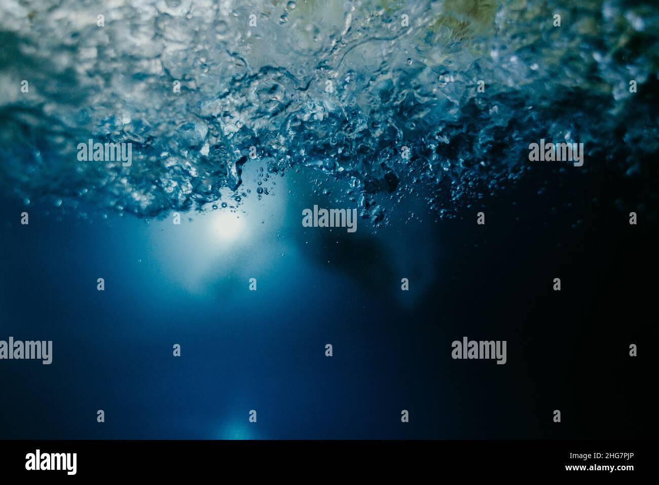 Swimmer underwater shadow hi-res stock photography and images - Alamy