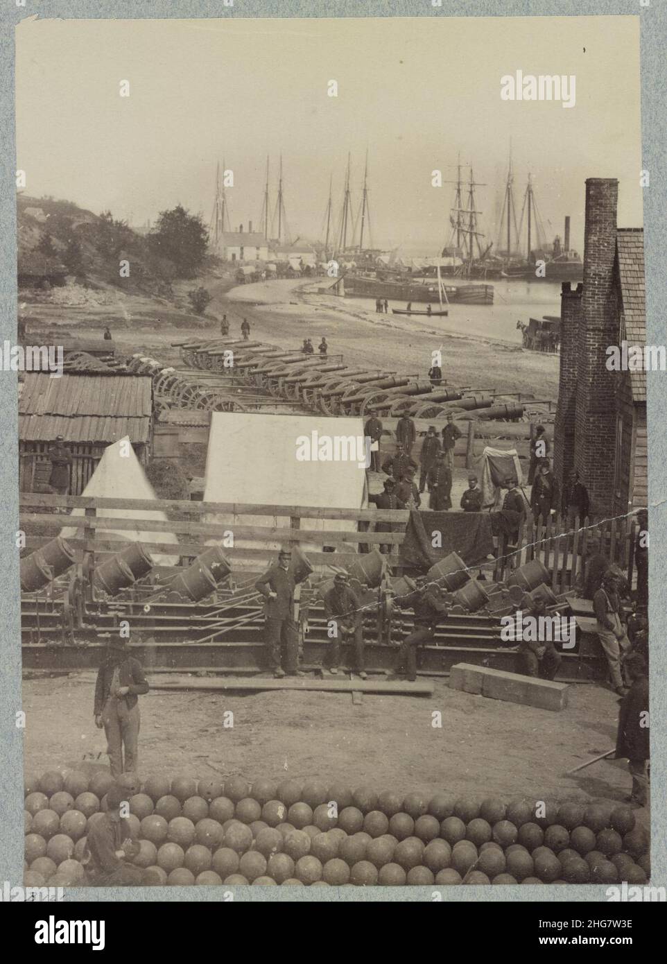 Siege train hi-res stock photography and images - Alamy