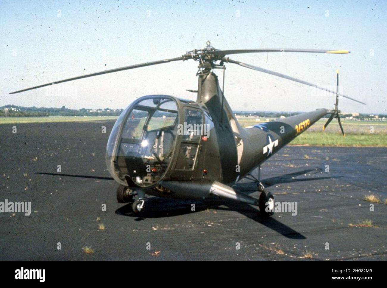 Sikorsky R-6A USAF Stock Photo - Alamy