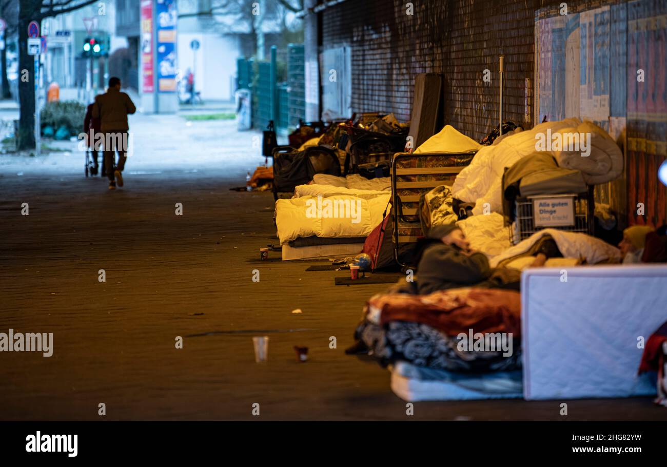 Berlin, Germany. 18th Jan, 2022. Homeless people squat in cold ...