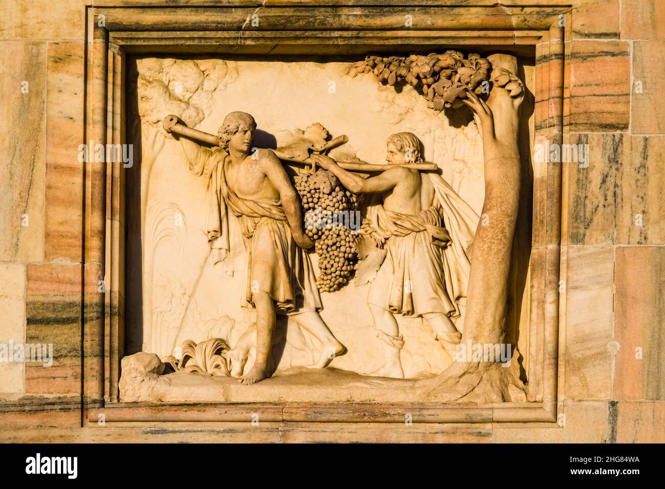 Roman stone carvings hi-res stock photography and images - Alamy