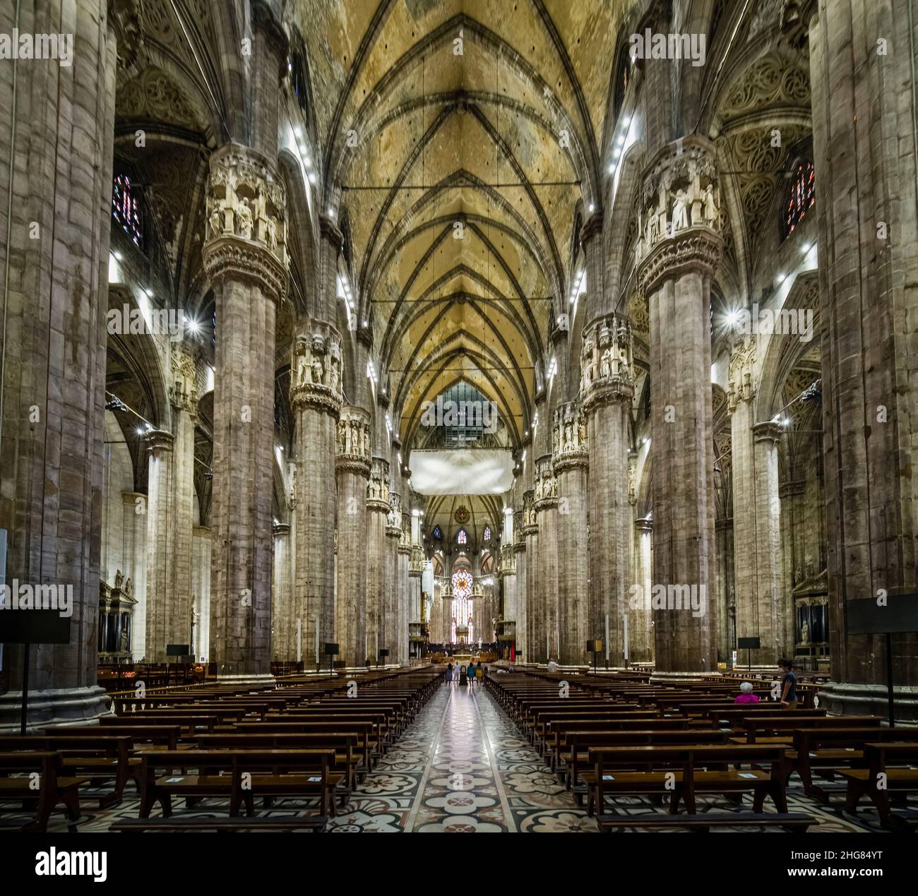 View of milan cathedral hi-res stock photography and images - Alamy