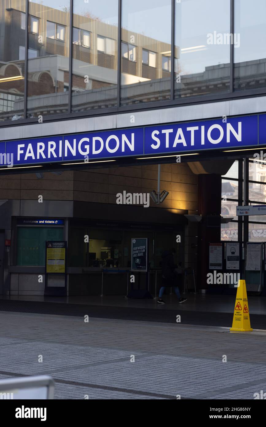 Smithfield gate house hi-res stock photography and images - Alamy