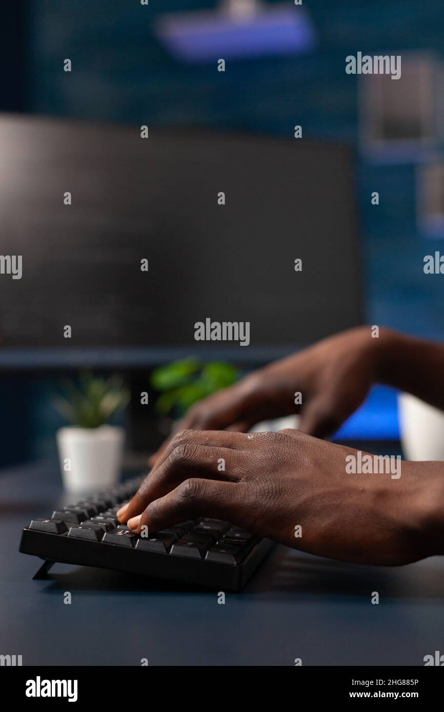 American programmer hi-res stock photography and images - Alamy