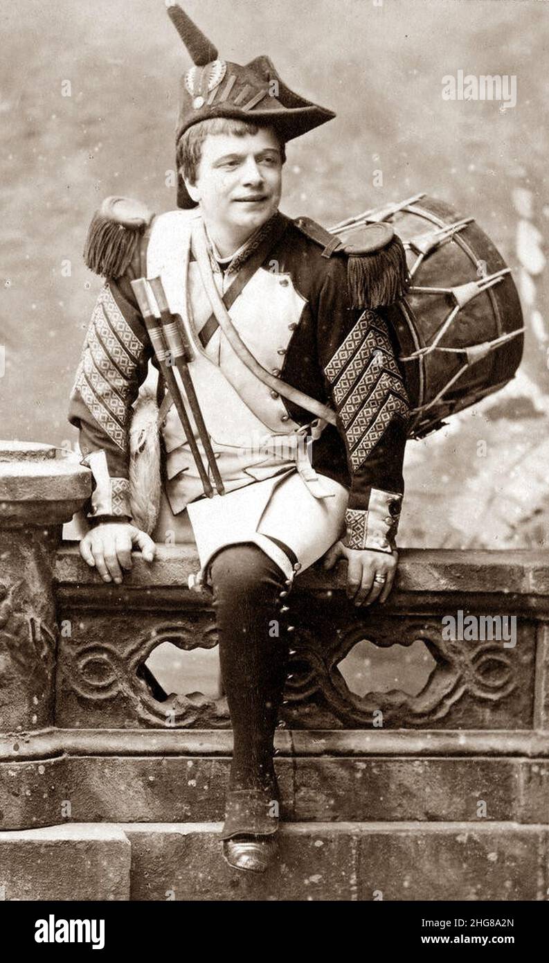 Tambour major hi-res stock photography and images - Alamy