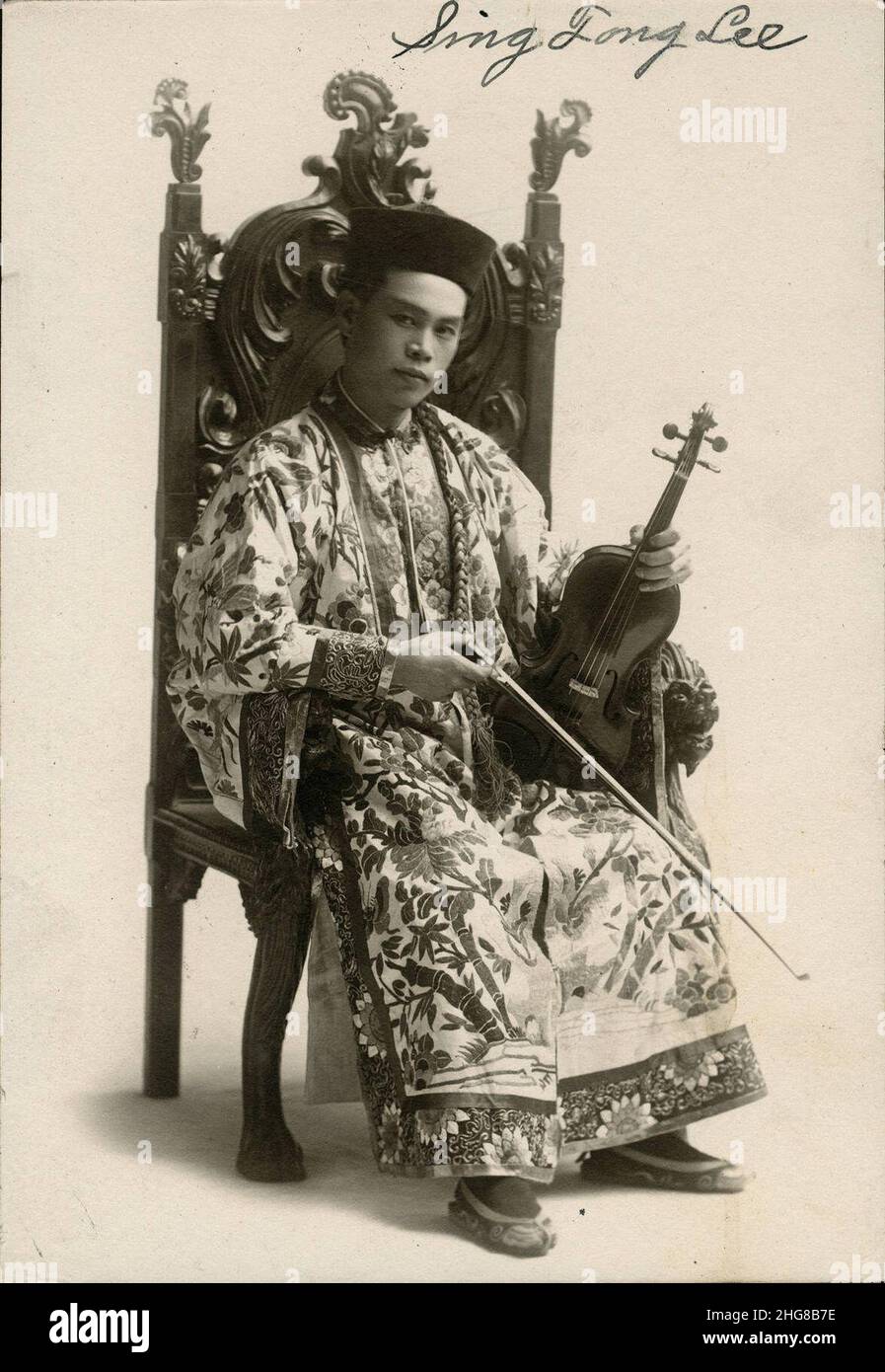 Fong lee hi-res stock photography and images - Alamy