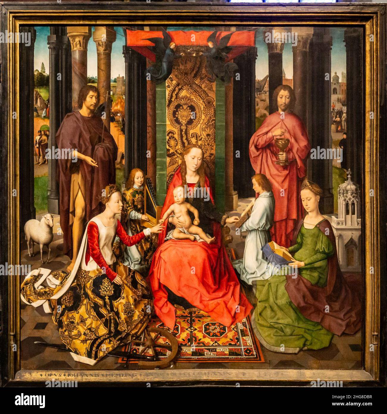 Sint-Janshospitaal-Memling-Saint John triptych Stock Photo - Alamy