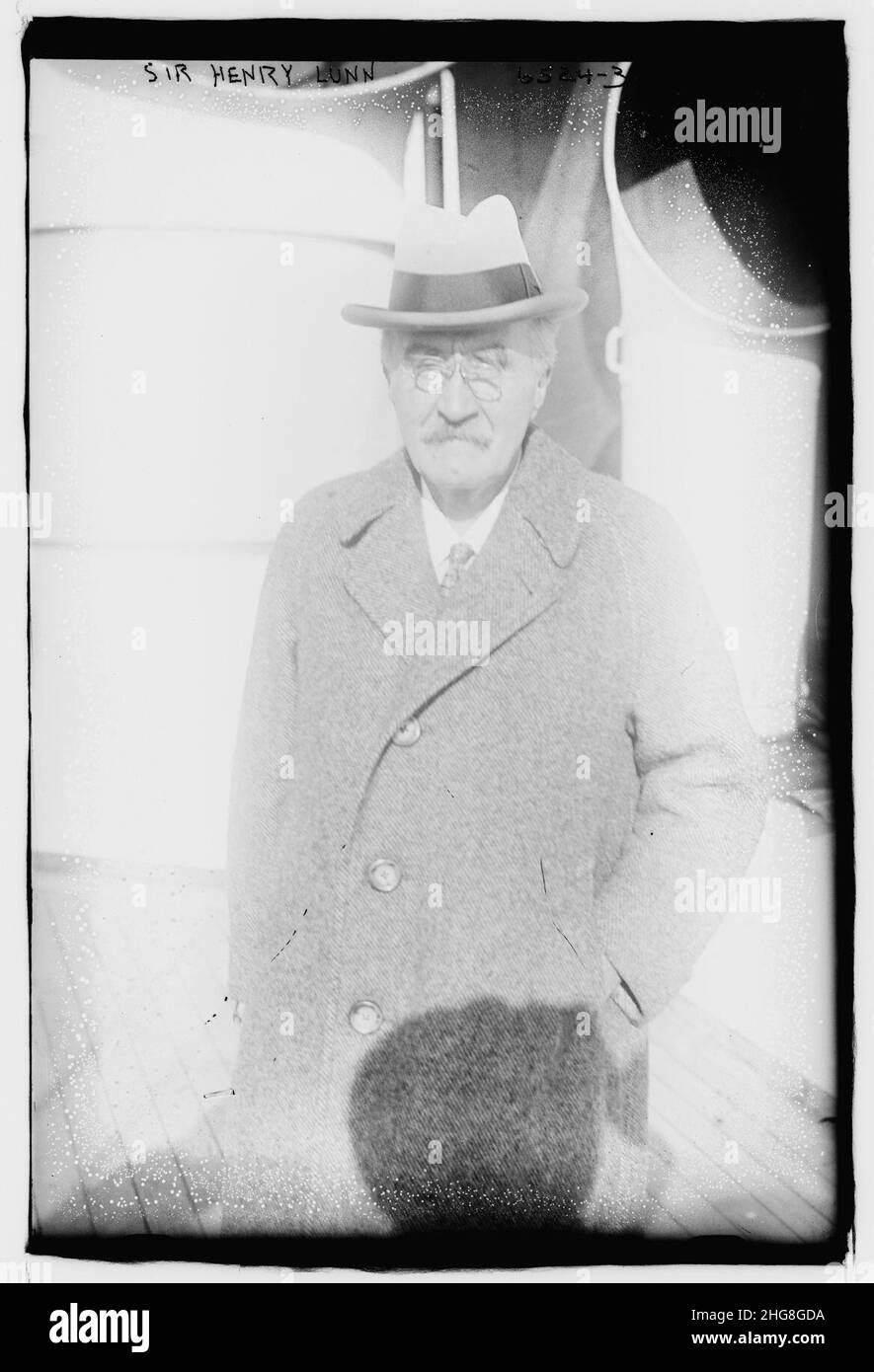 Lunn Black and White Stock Photos & Images - Alamy