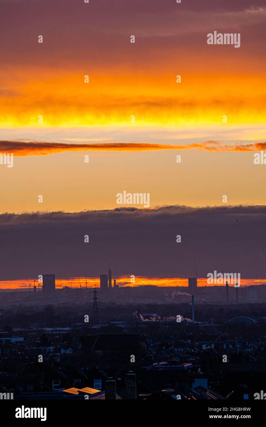 Wimbledon this morning wednesday hi-res stock photography and images ...
