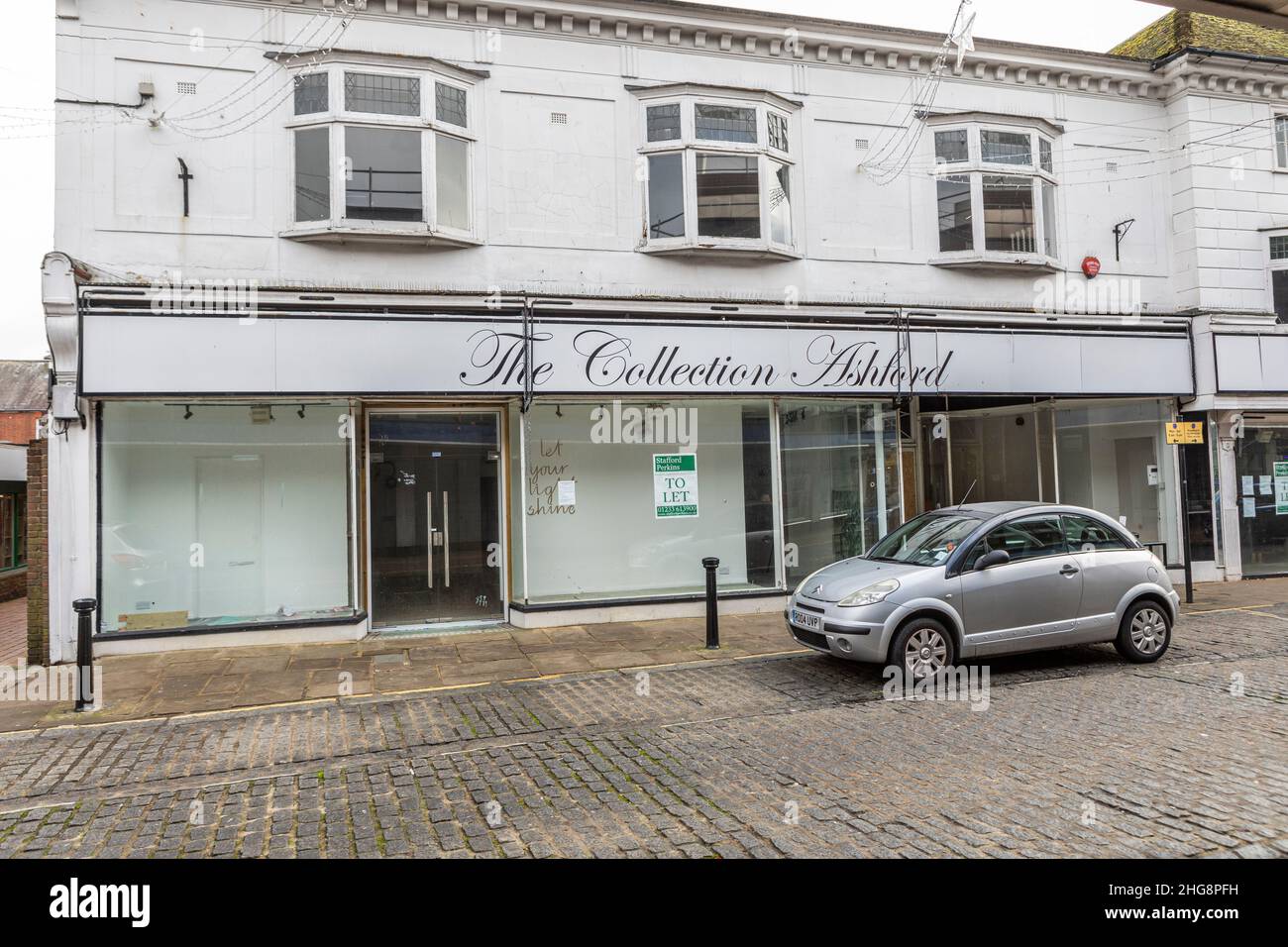 Retail decline hi-res stock photography and images - Alamy