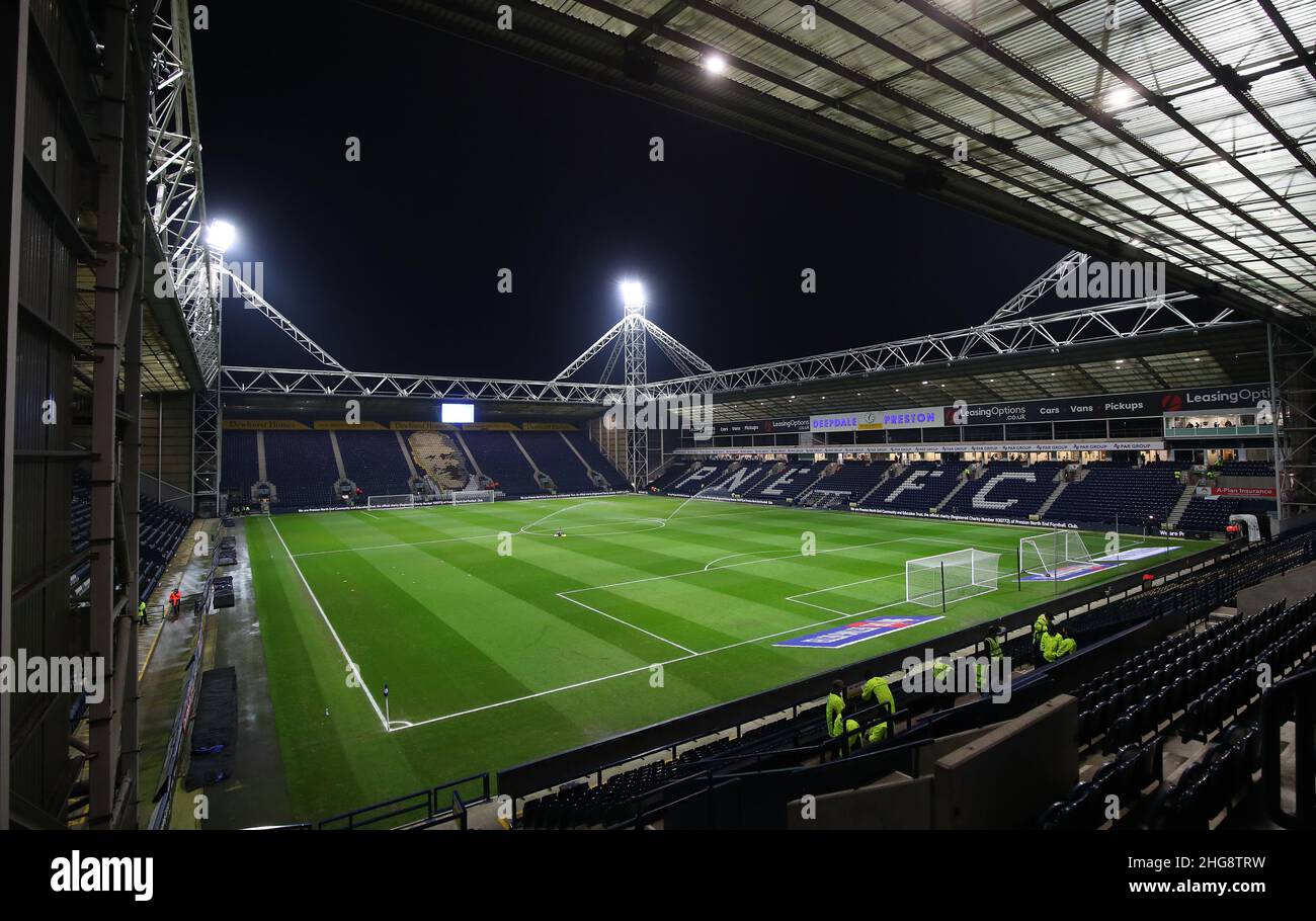 Deepdale stadium hi-res stock photography and images - Alamy