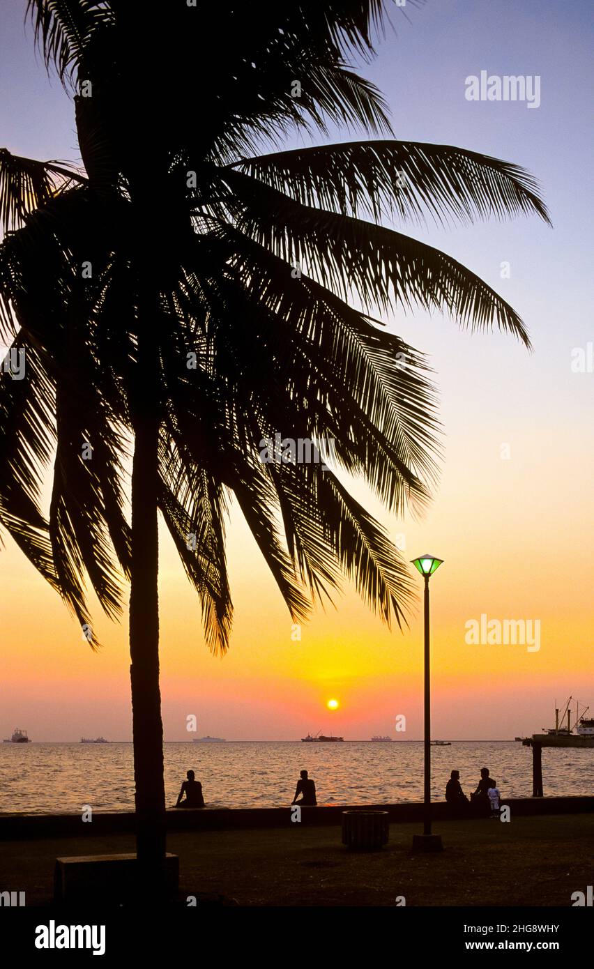 Sunset on Manila Bay in the Philippines. One of the most popular ...