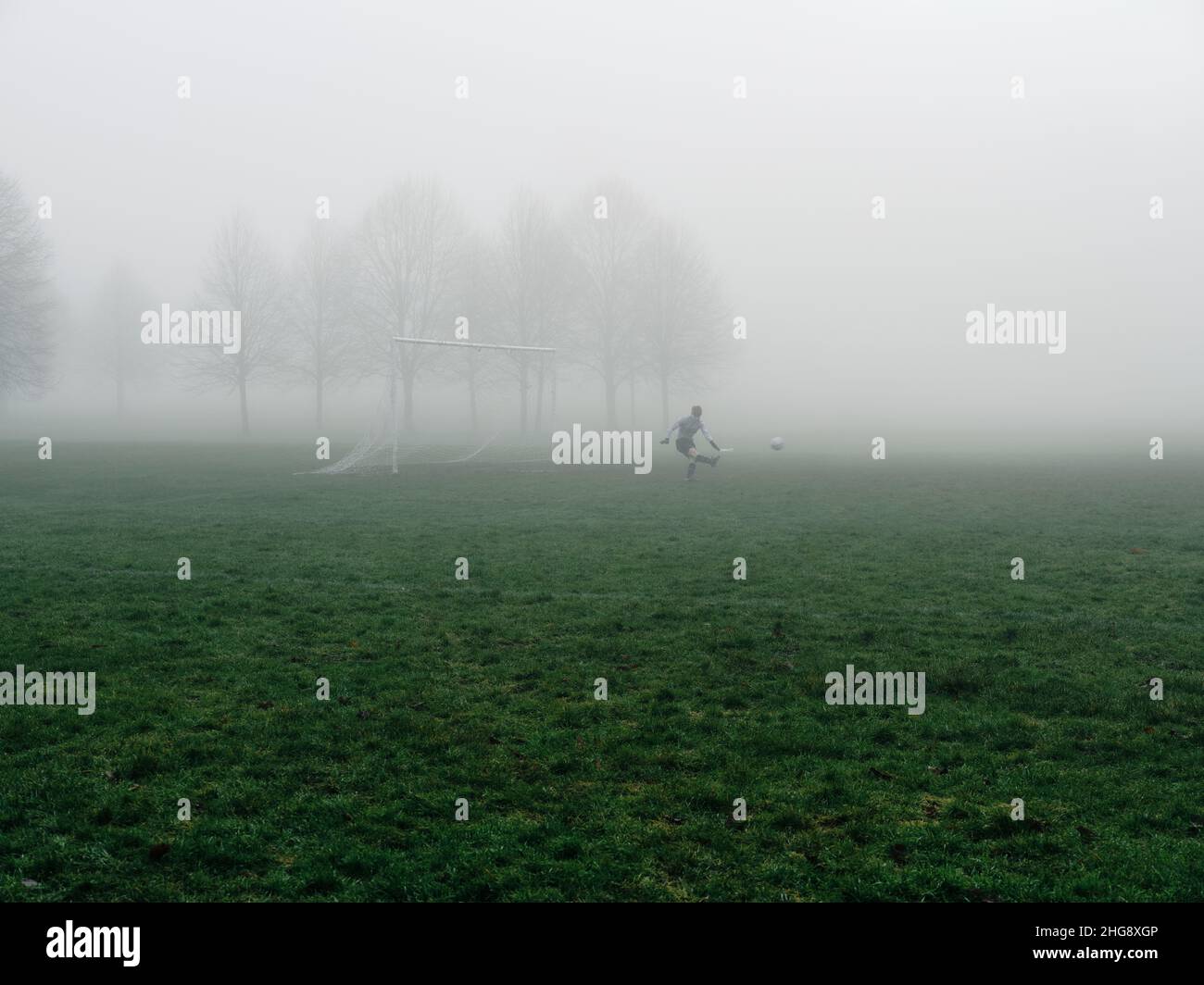 Public soccer pitch hi-res stock photography and images - Alamy