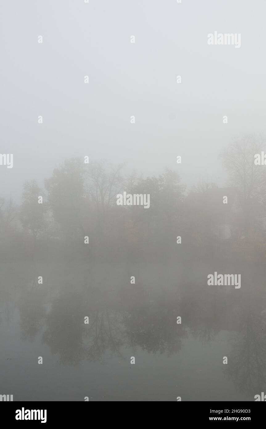 Foggy river hi-res stock photography and images - Alamy