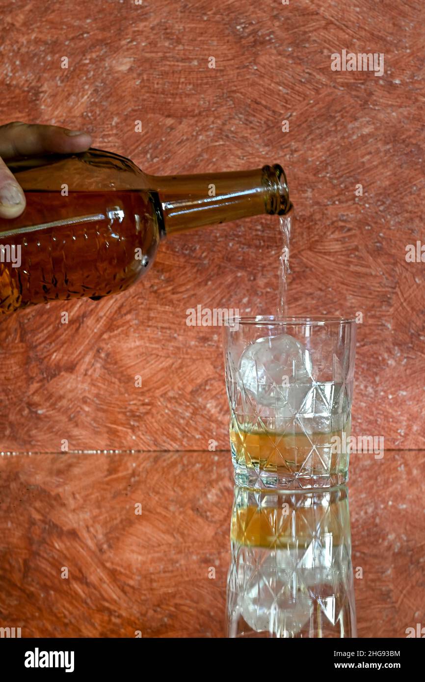 Bottle service nightclub hi-res stock photography and images - Alamy