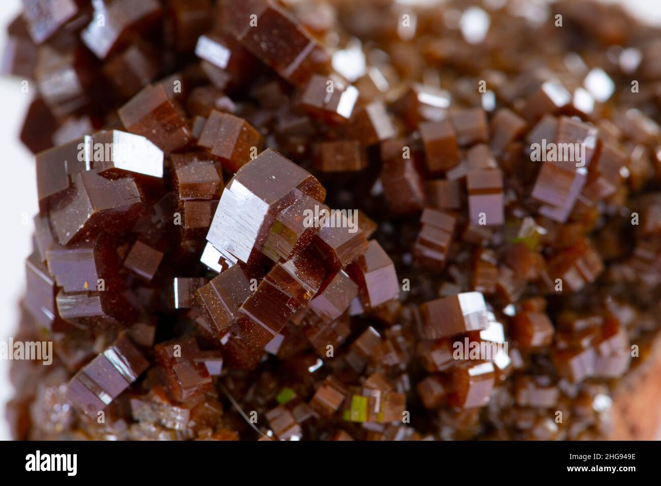 Translucent crystalline cube hi-res stock photography and images - Alamy