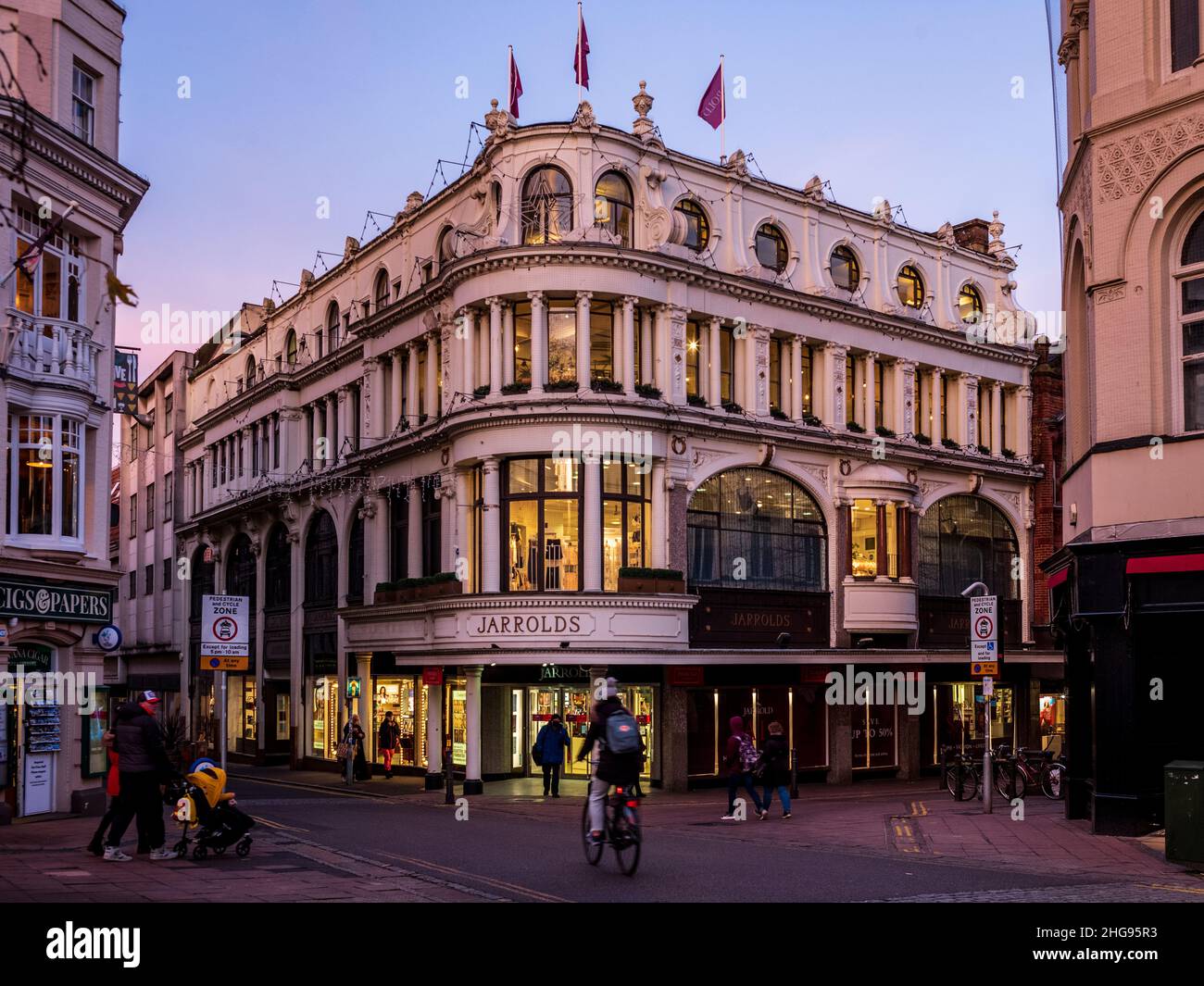 Architect george skipper hi-res stock photography and images - Alamy