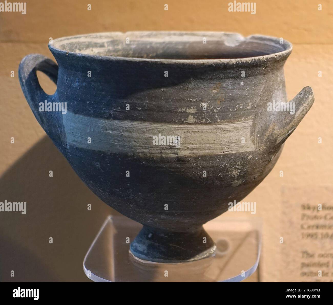 Skyphos, proto-white painted bowl, Proto-Geometric, Late Cypriot III ...