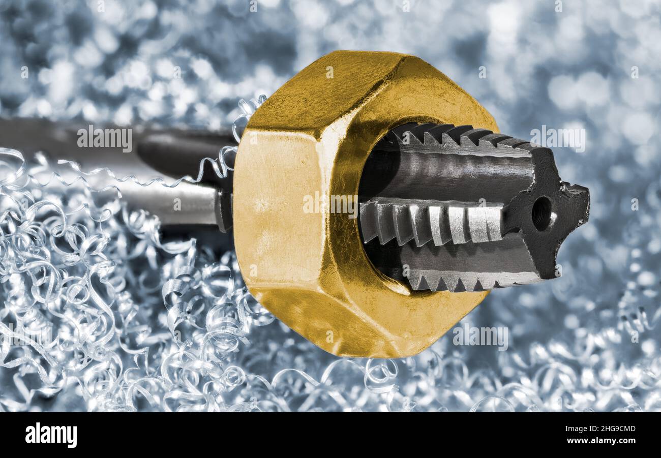 Engineering swarf hi-res stock photography and images - Alamy
