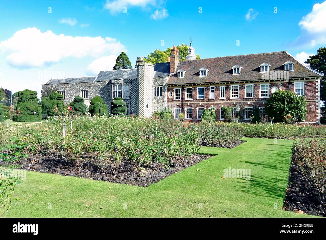 Robert hedges hi-res stock photography and images - Alamy