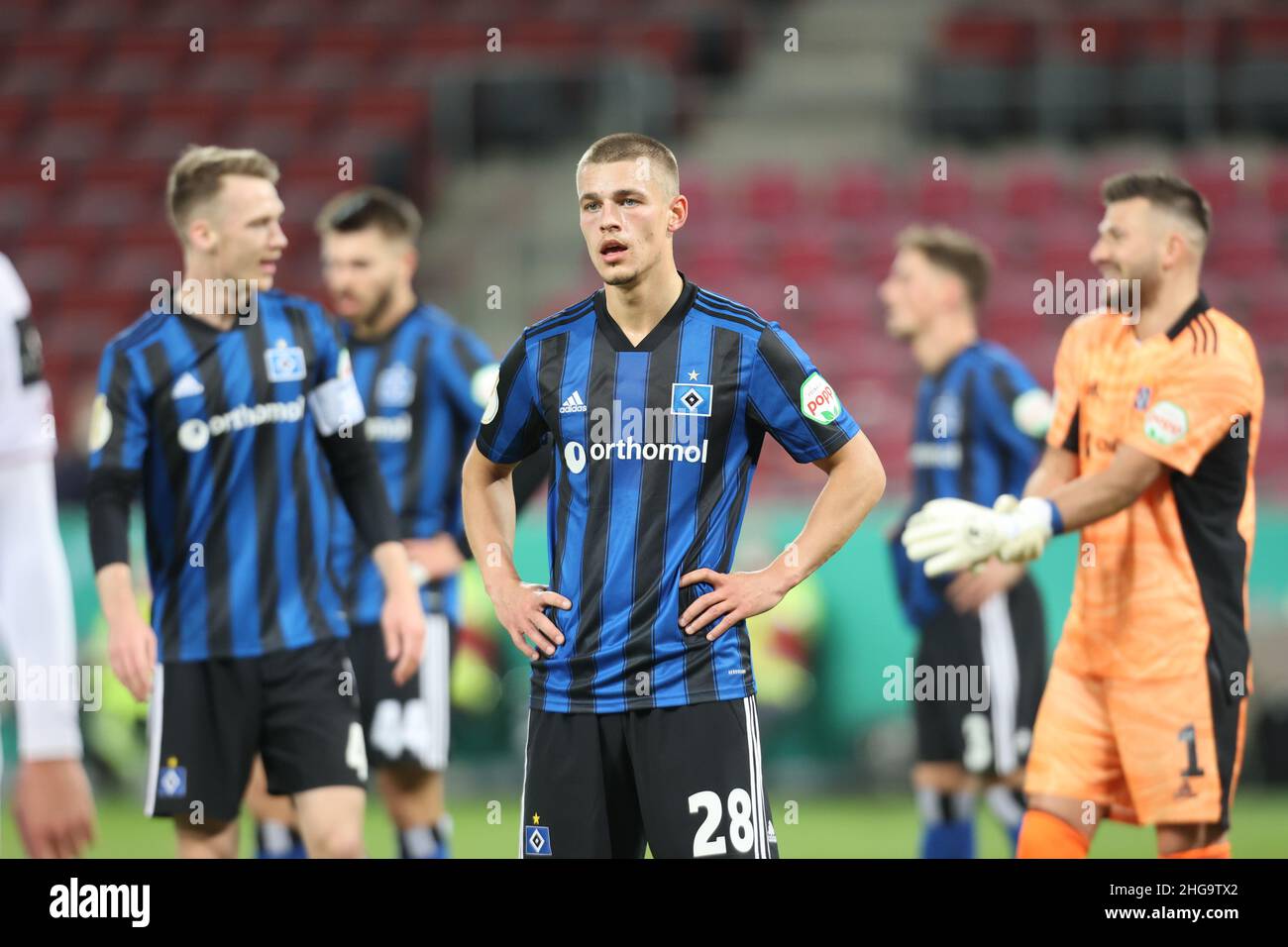 Cologne, Germany. 18th Jan, 2022. Football, DFB Pokal, Round of 16, 1 ...