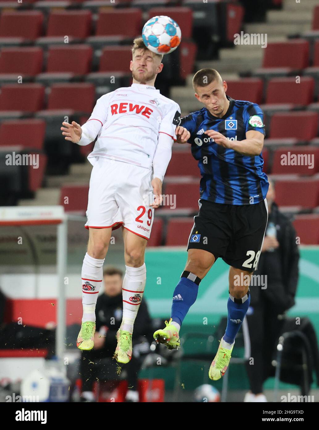 Miro muheim hamburger sv hi-res stock photography and images - Alamy