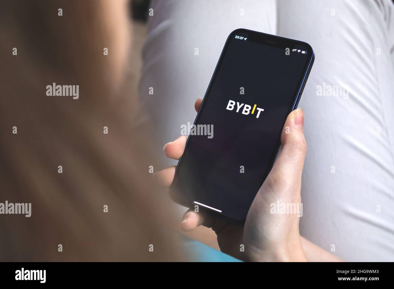 Bybit app hi-res stock photography and images - Alamy