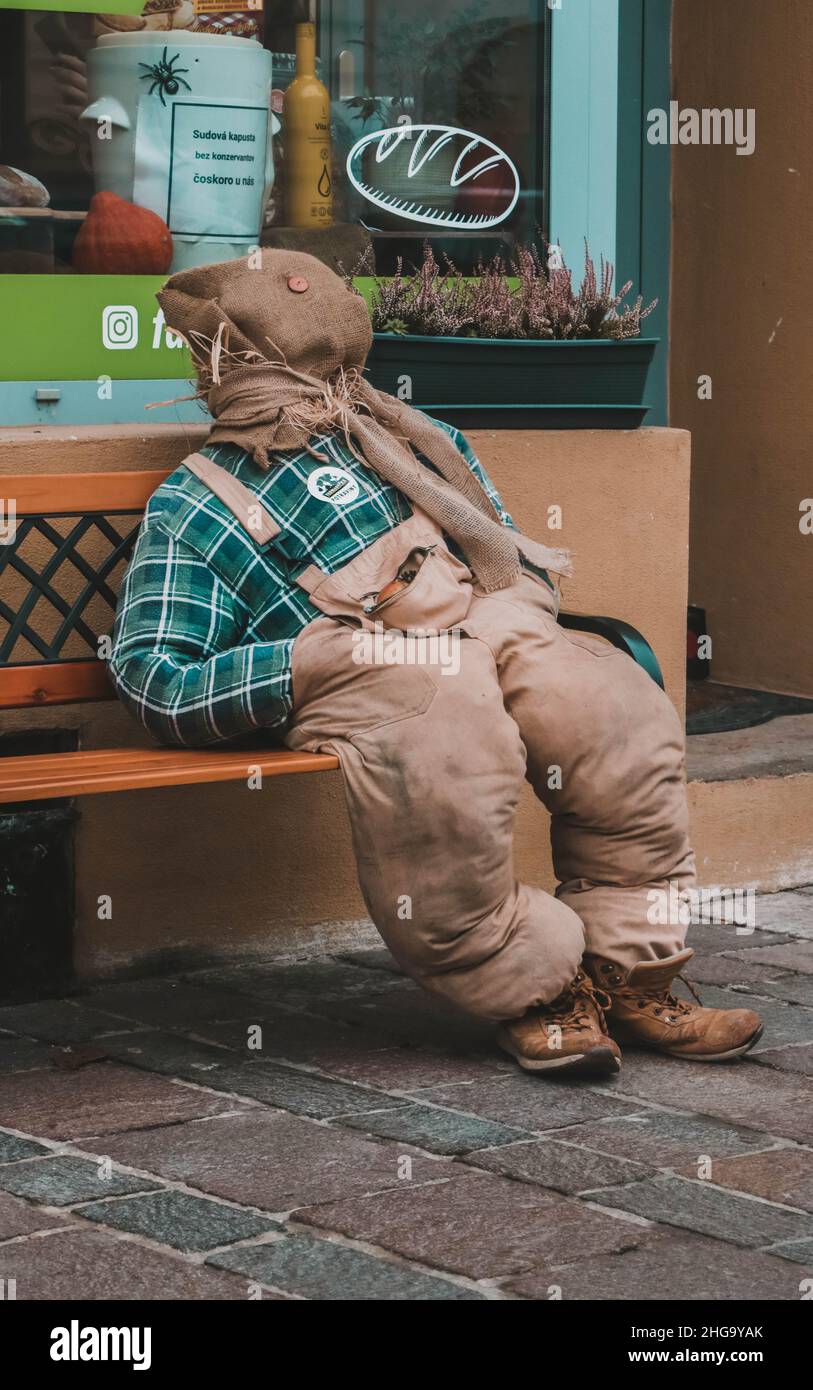 Farmer scarecrow hi-res stock photography and images - Alamy